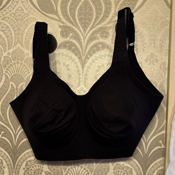 Evelyn & Bobbie | Intimates & Sleepwear | Evelyn Bobbie The Beyond Bra ...